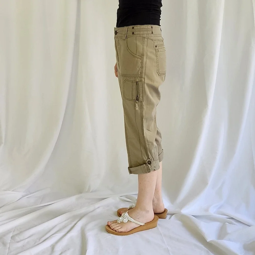 Eddie Bauer | Pants & Jumpsuits | Eddie Bauer Blakely Fit Green Capri ...